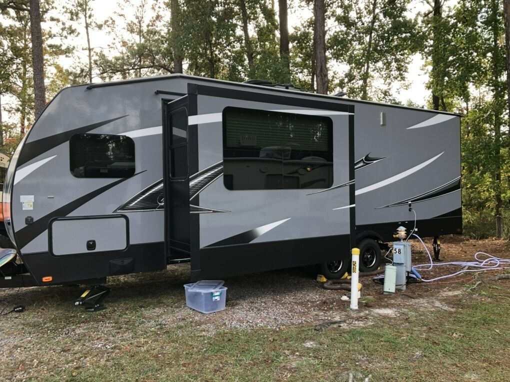 2018 Keystone Impact Vaporlite 28V Toyhauler | Travel Trailers, Toy ...