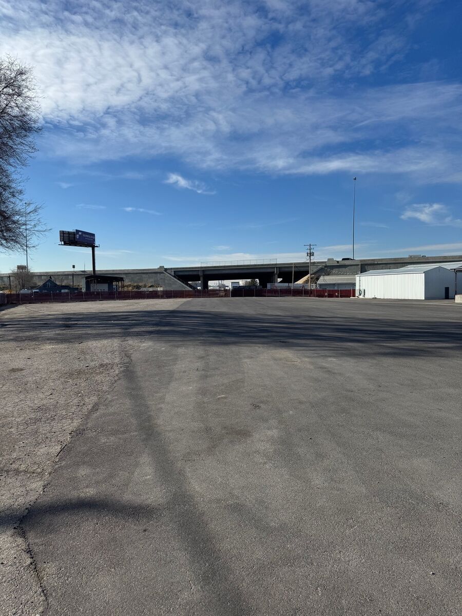 10,000 SF – 20,000 SF Warehouse with Up to 2 Acres of Fully Fenced and ...