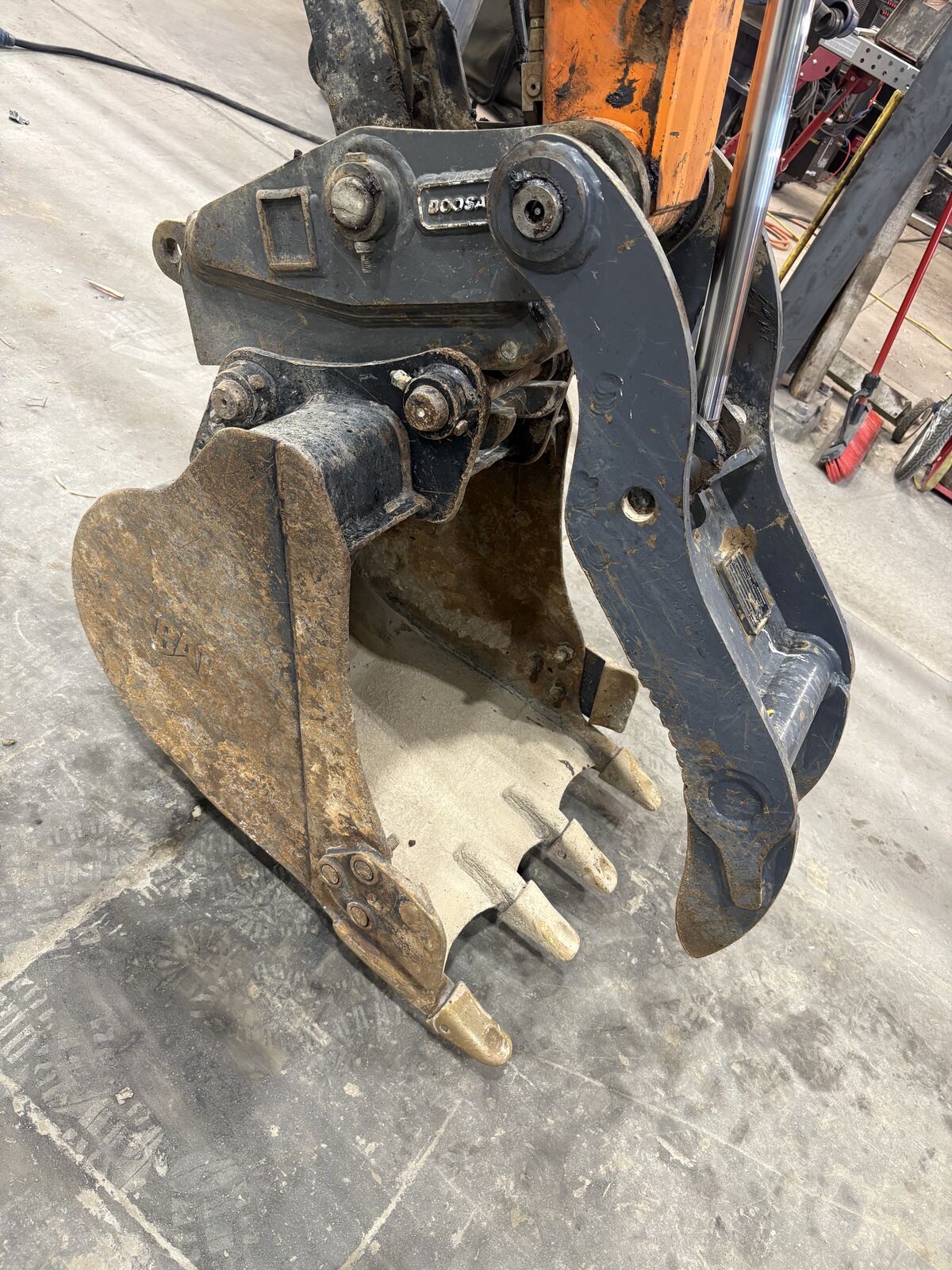 2021 DOOSAN DX50 MINI EXCAVATOR | Excavators | KSL Classifieds