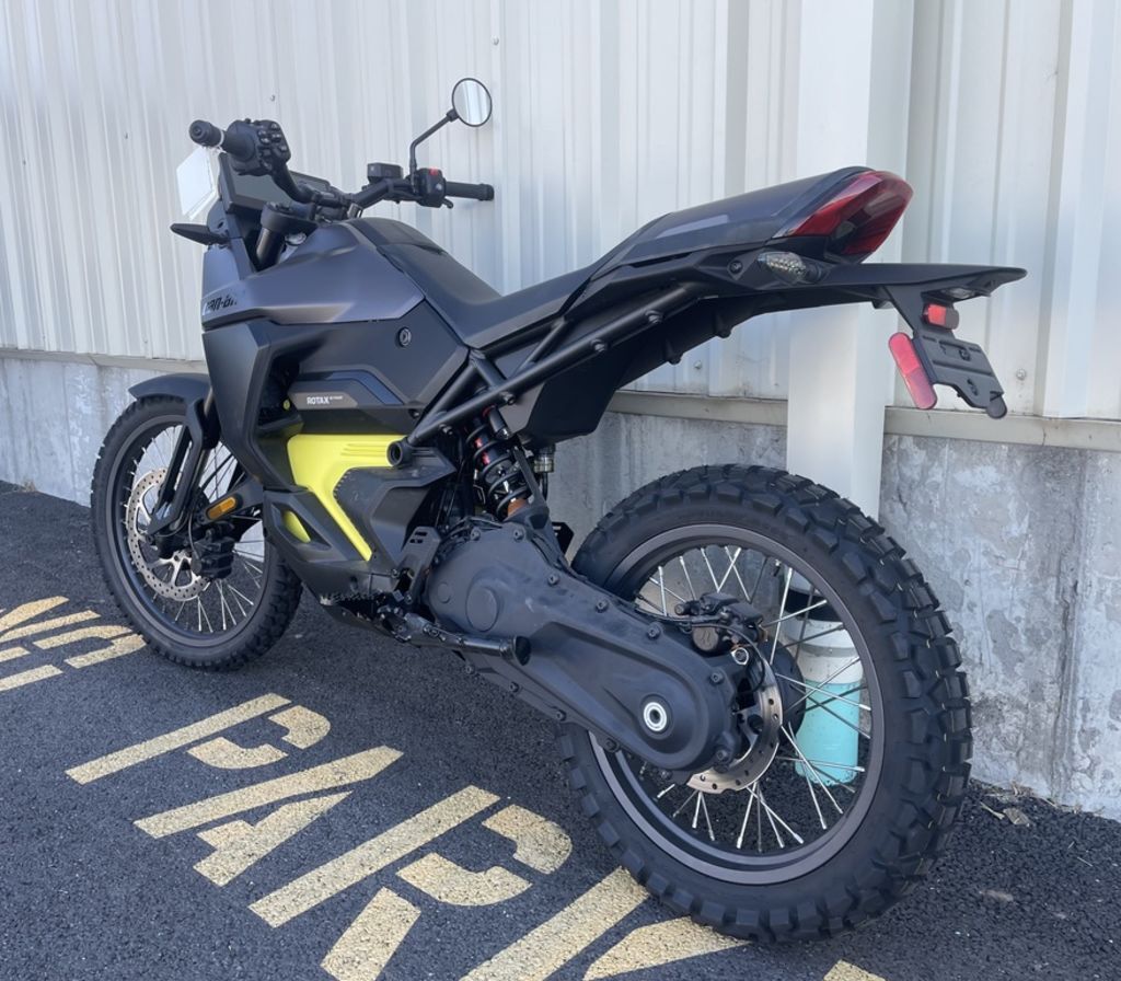 2025 Can-Am® Origin Carbon Black | Motorcycles, Road Bikes New | KSL ...