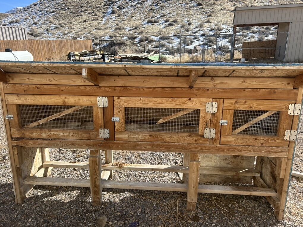 Rabbit Hatch | Pet Equipment and Supplies | KSL Classifieds