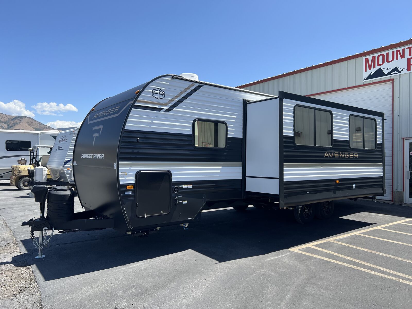 2026 PRIME TIME AVENGER 26DB | Travel Trailers, Bumper Pull | KSL ...
