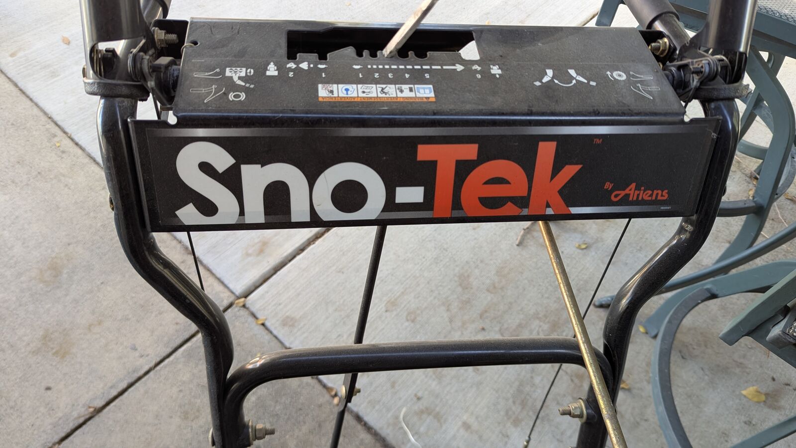Ariens Sno-Tek 24-in Two-stage … | Home and Garden | ksl.com