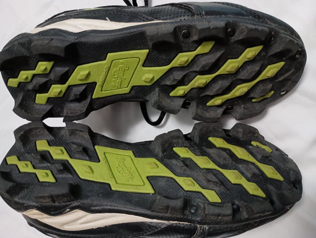 Rawlings soccer cleats shoes size 5 | Boy's Shoes | KSL Classifieds