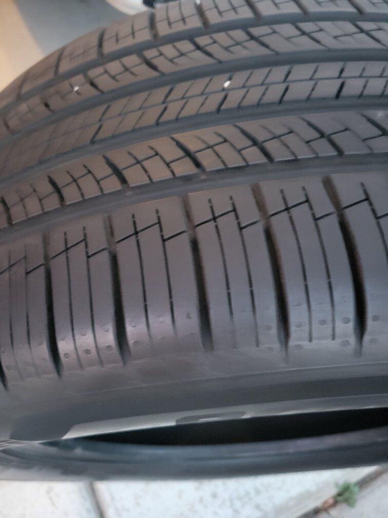 Roadian GTX Nexen tires 255/55R20 | Wheels and Tires - Cars | KSL ...