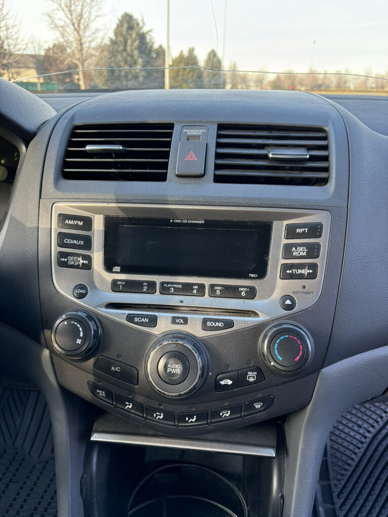 05 Honda Accord Interiornull