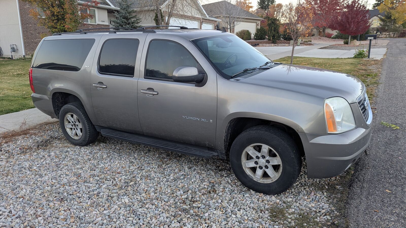 2009 GMC Yukon XL 1500 SLT in Wellsville, UT | KSL Cars