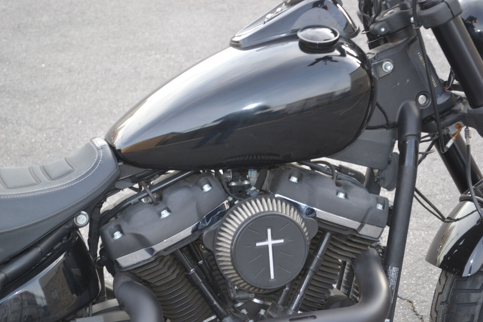 2019 Harley Davidson Fat Bob 107 - Softail Cruiser | Motorcycles, Road ...