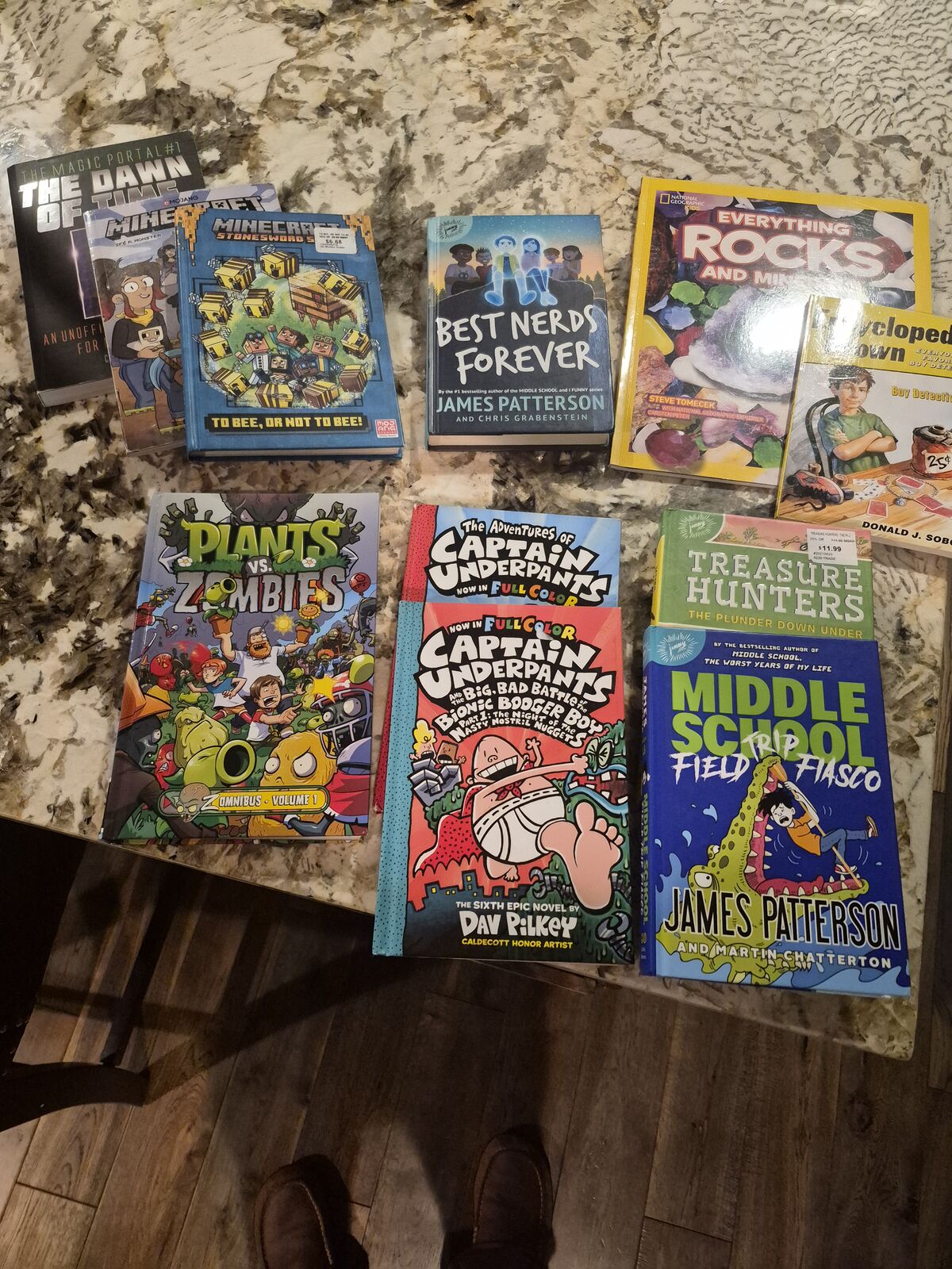 Kids books. Captain Underpants,Minecraft, Etc. | Books: Children | KSL ...