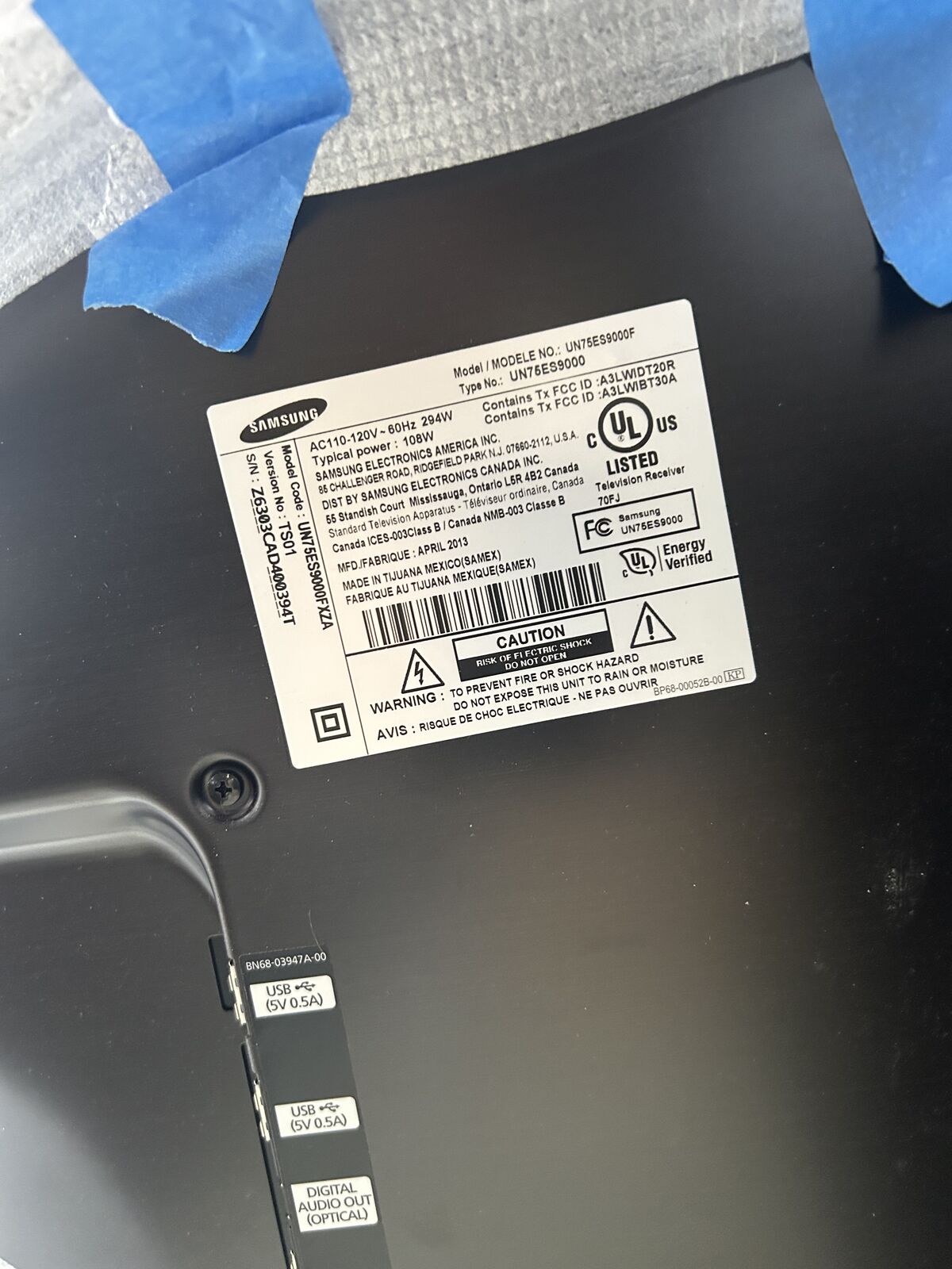 Samsung 75 inch flat screen TV (2013 UN75ES9000) with mount ...