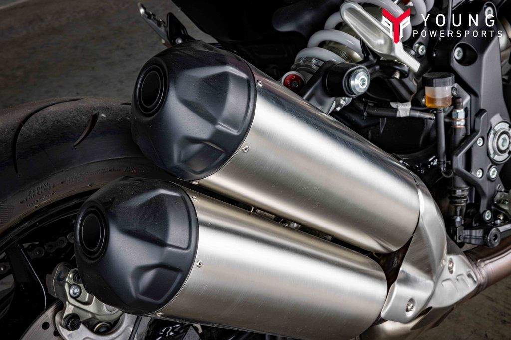 2024 Indian Motorcycle® FTR Indy Red/Black | Motorcycles, Road Bikes ...